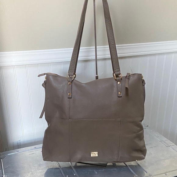 Kooba | Bags | Kooba Everette Taupe Leather Shoulder Tote | Poshmark